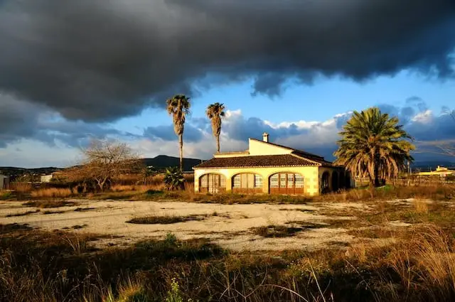 "Stay Safe" during Storm Messages: 50+ Examples To Use - For Your ...